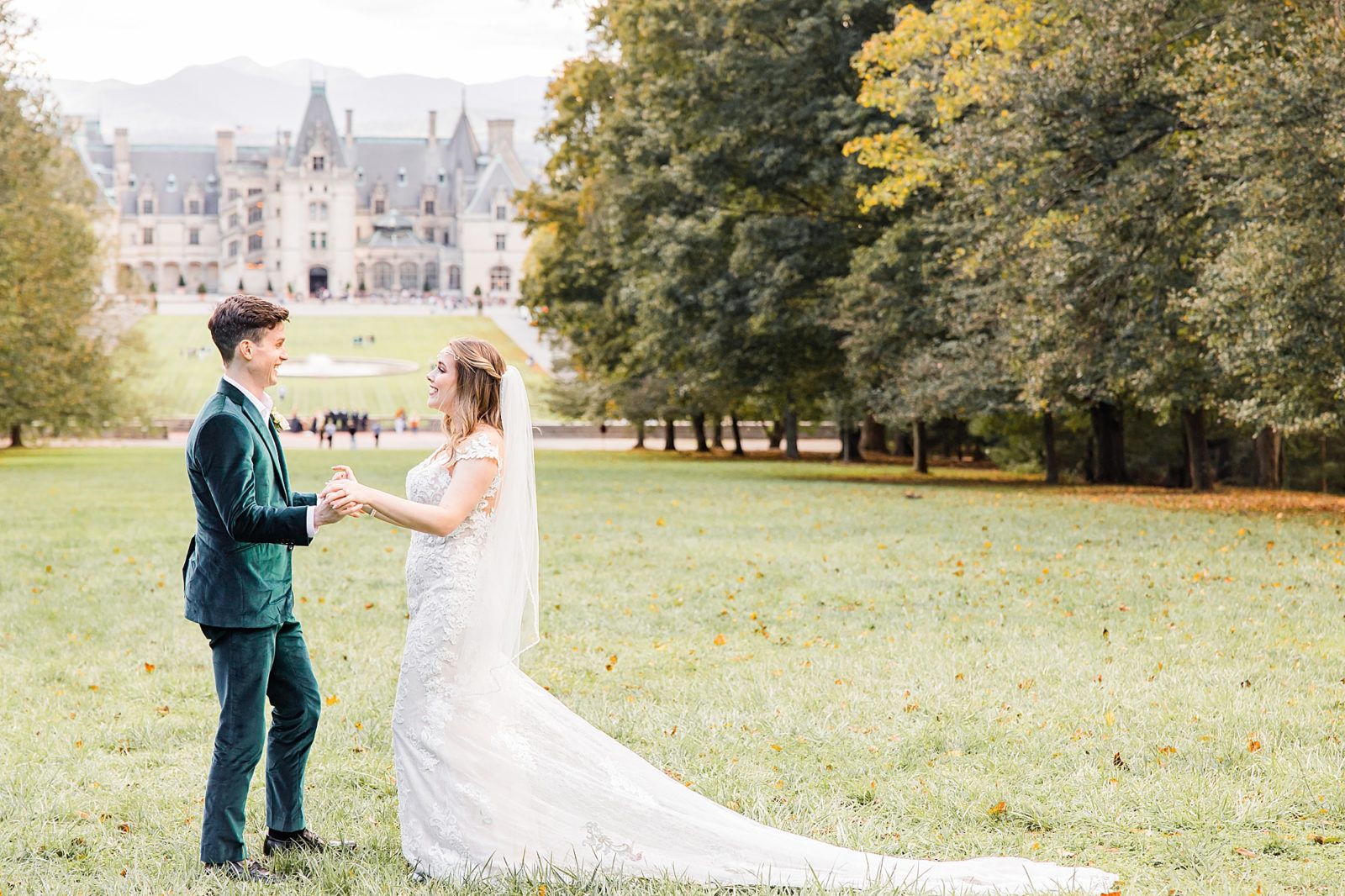 Biltmore Estate Portraits: Locations + Ideas for Asheville Wedding Days